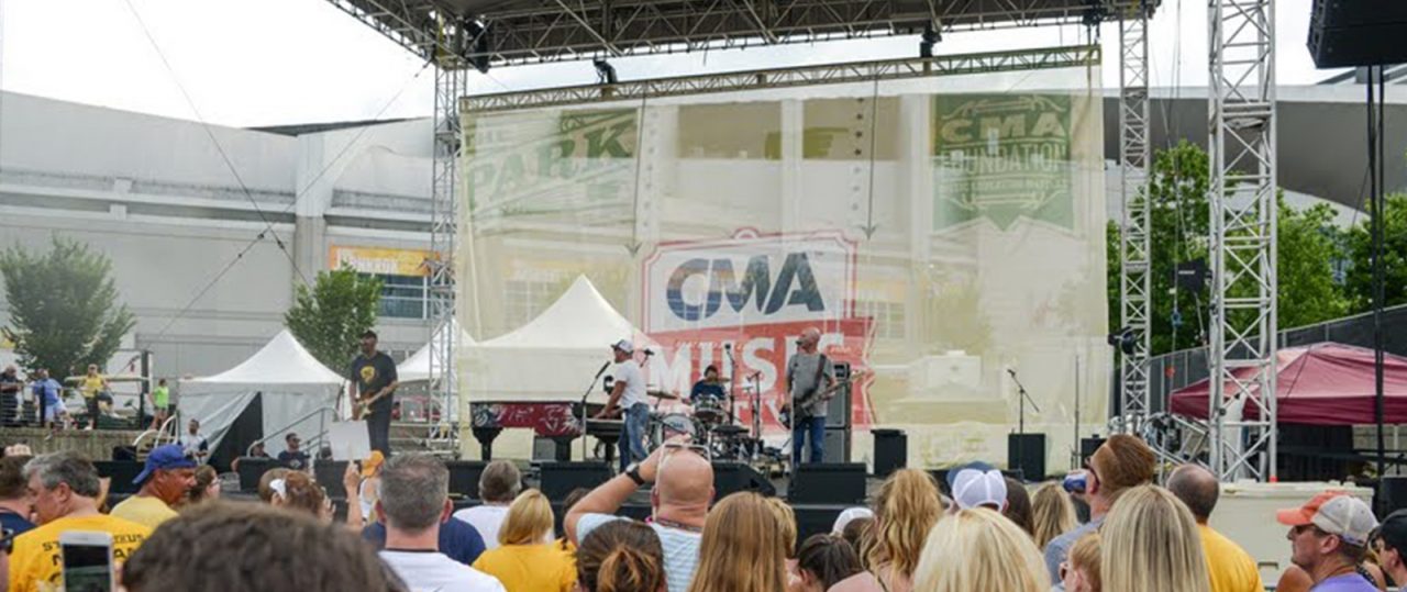 A Guide To Custom Stage Backdrops - Big Visual Group